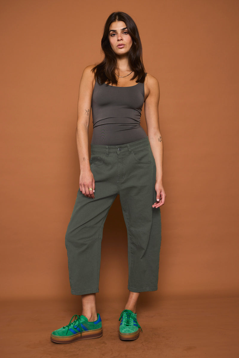 Jeans Rise Barrel ALUMCO verde – Katto jeans